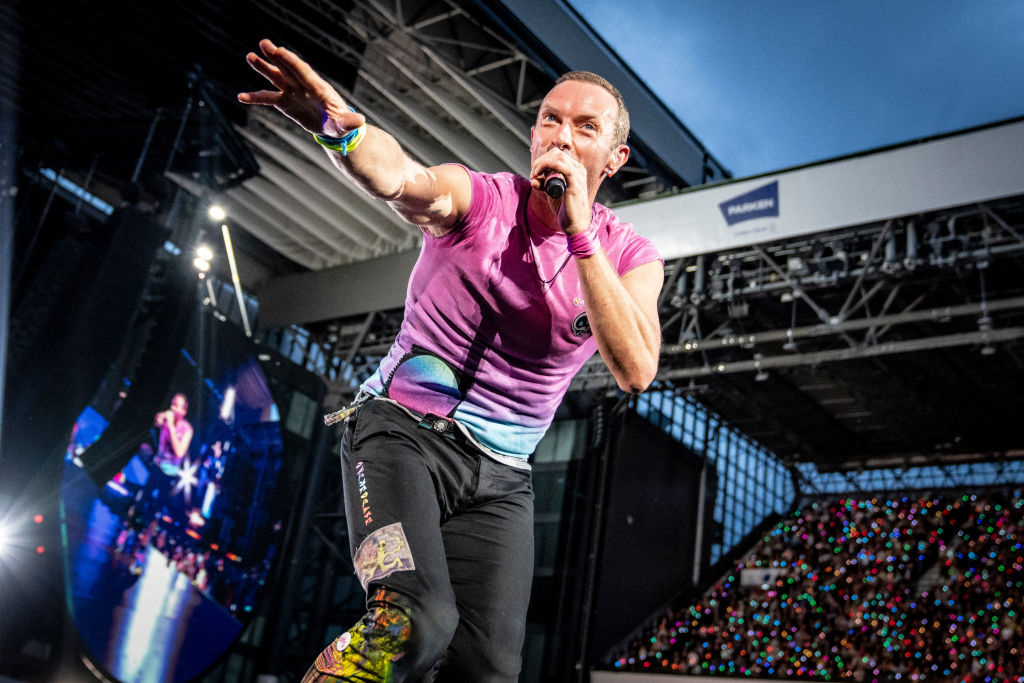 Coldplay Sued by Former Manager of 22 Years Over Contractual Conflicts ...