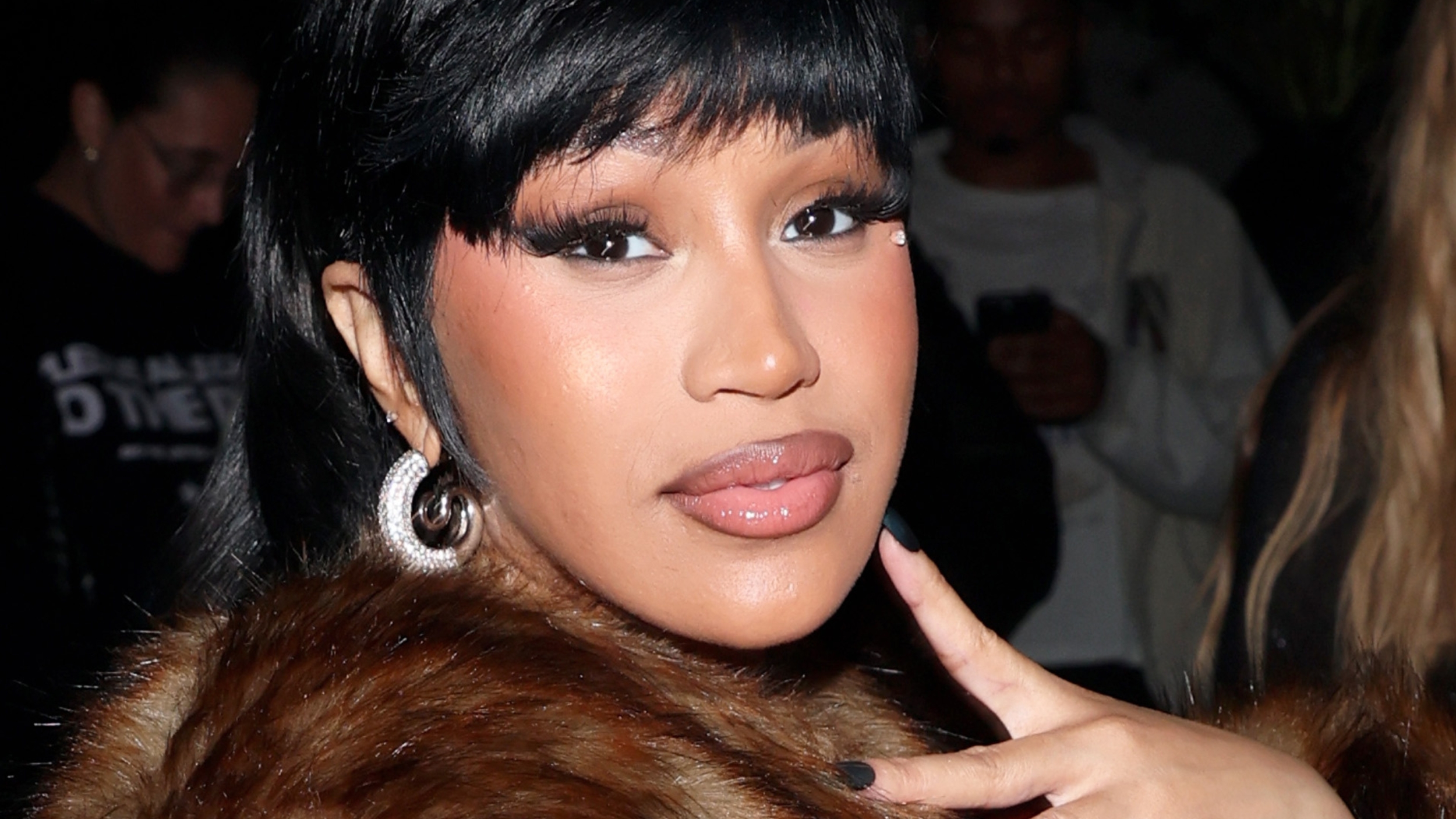 Cardi B Erupts Over Fake Rape Claims Against Her Dad, Throws Shade at ...