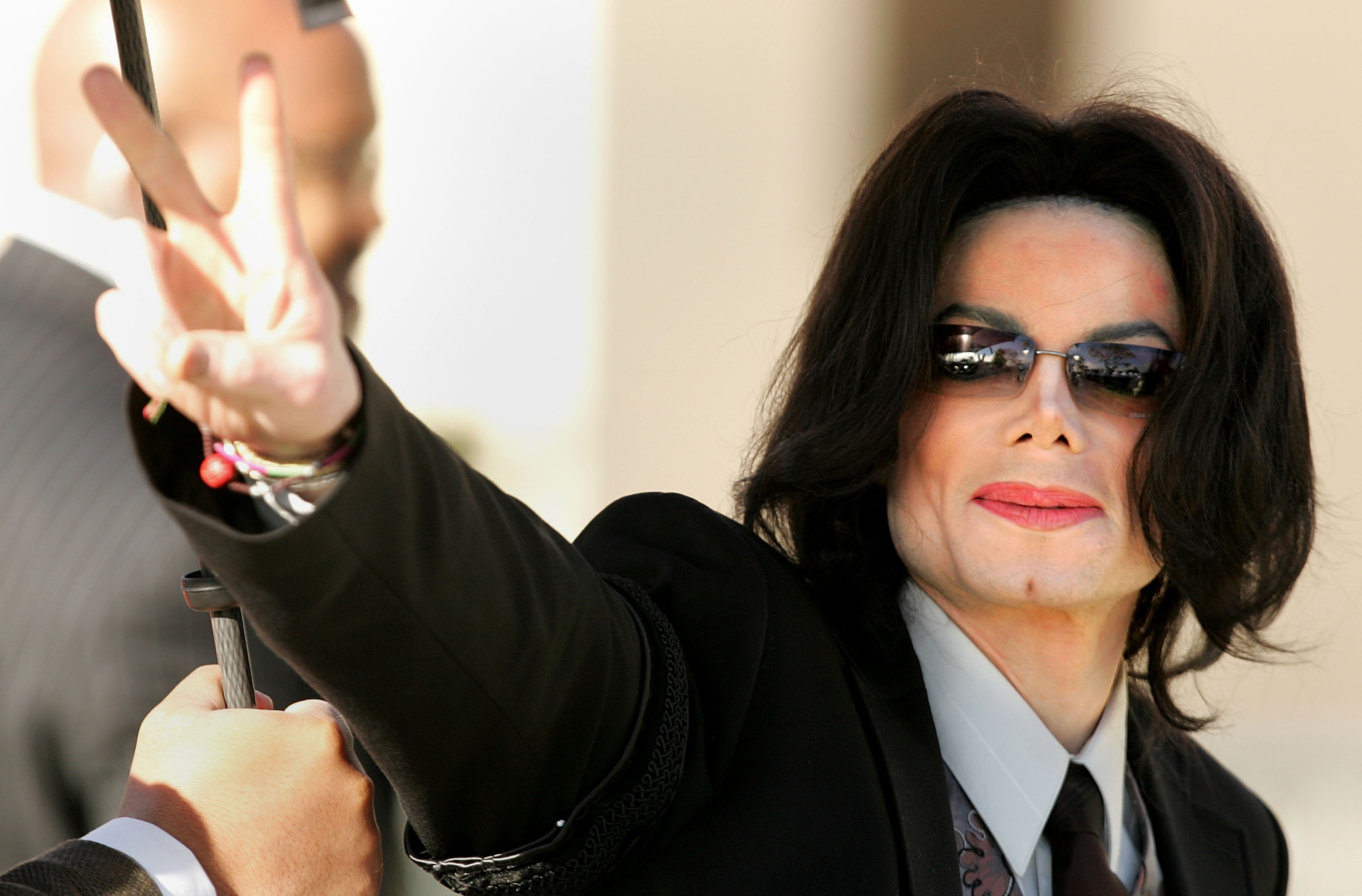 Drake Dropped Three Albums. Michael Jackson Still Won the Night.