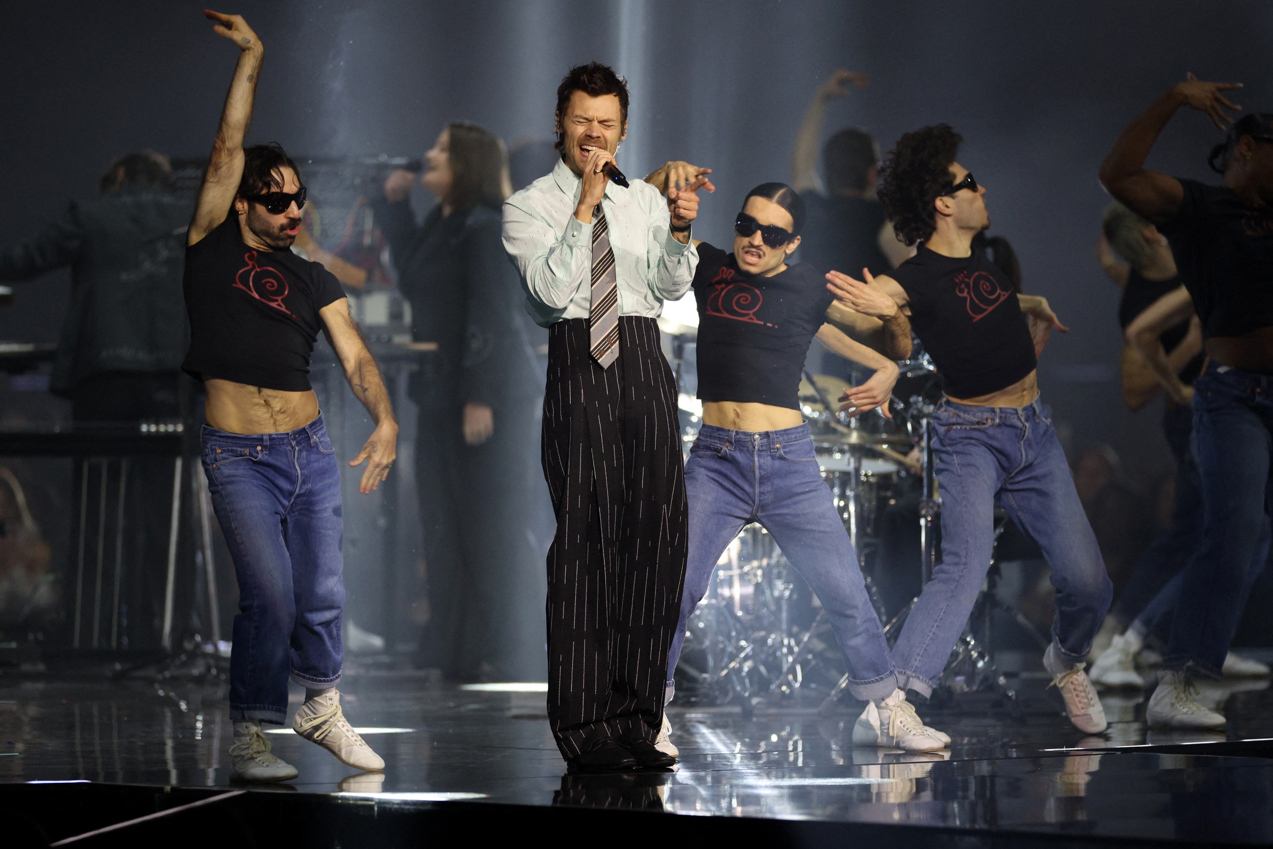 Harry Styles' Tour Has Become Hollywood's Hottest Ticket — Here's Who's ...